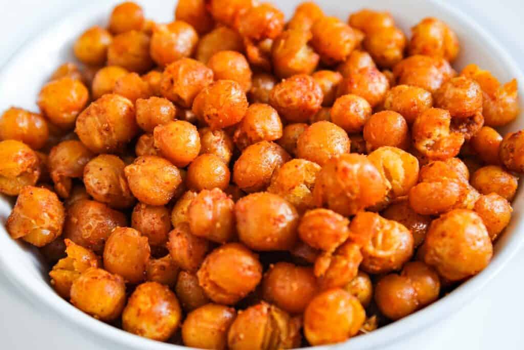 Crispy Oven-Roasted Chickpeas - The Pesky Vegan