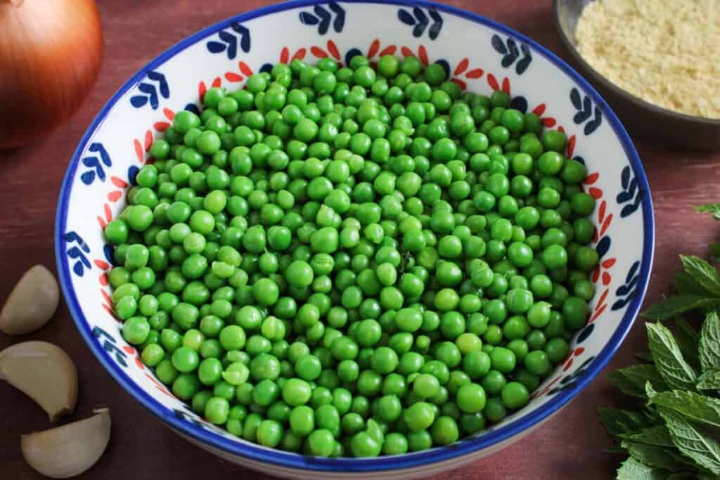 Easy Vegan Pea and Mint Soup - The Pesky Vegan