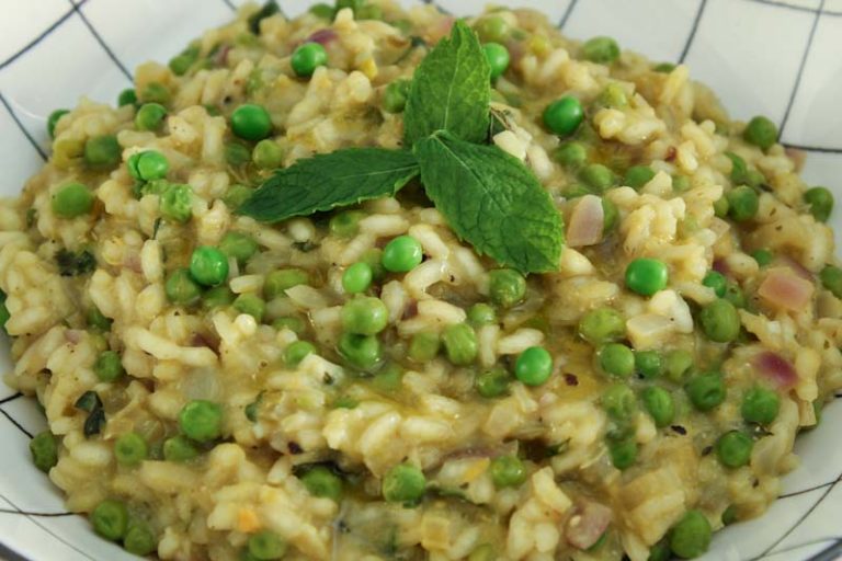 Vegan Pea and Mint Risotto (Gluten-Free) - The Pesky Vegan
