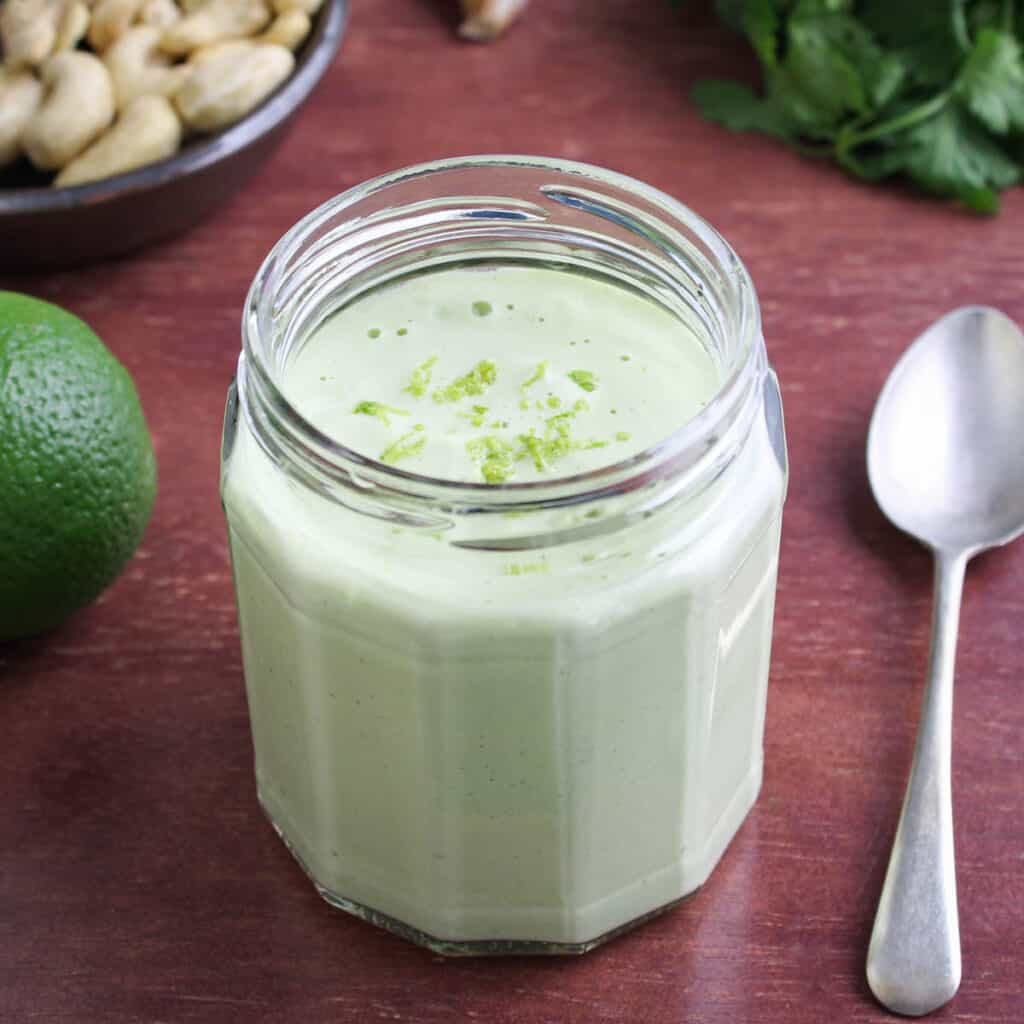 Easy Vegan Chilli Recipe - The Pesky Vegan