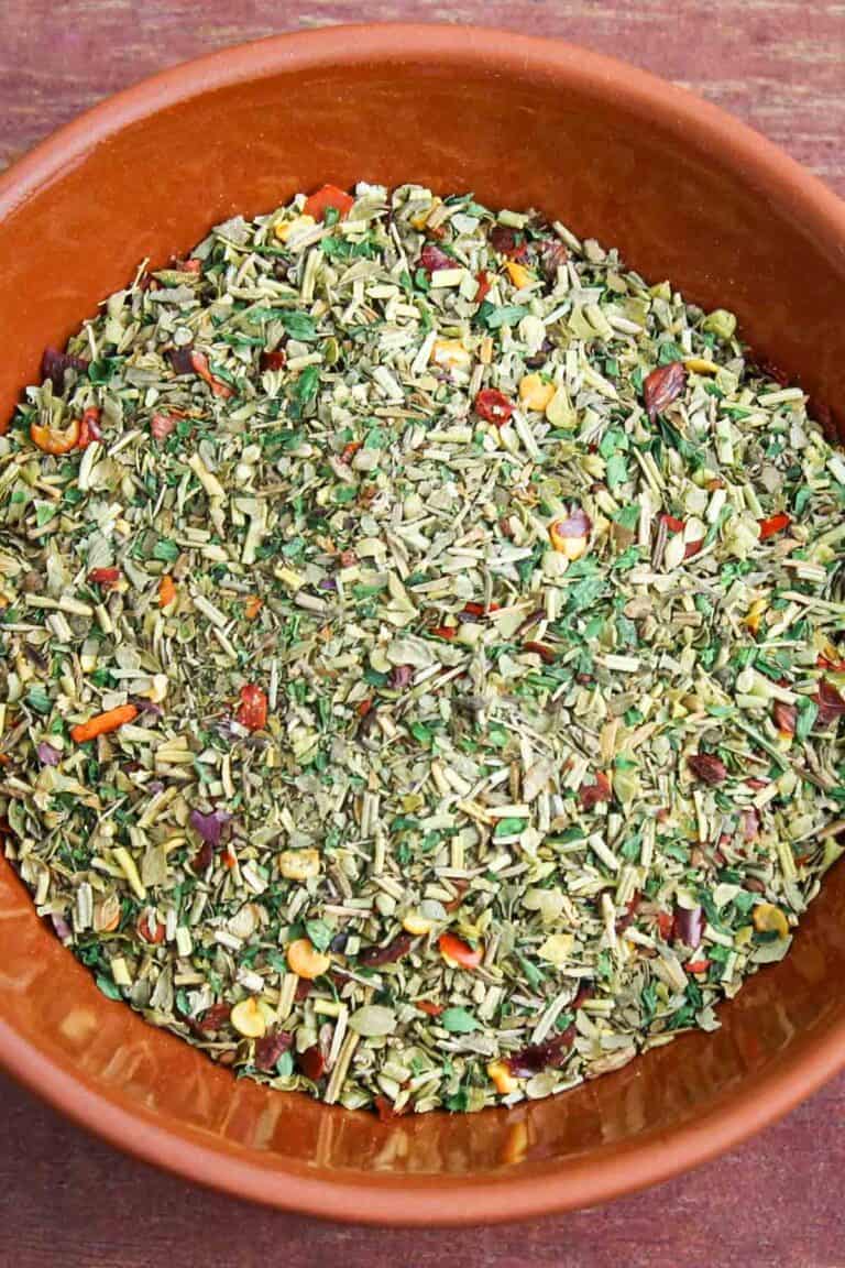 Italian-Style Dried Mixed Herbs - The Pesky Vegan